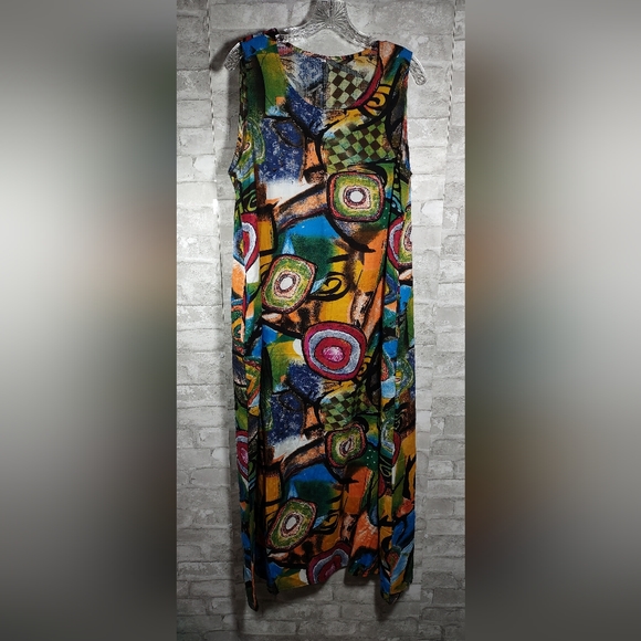 Dresses | Bold Print Shift Dress | Poshmark